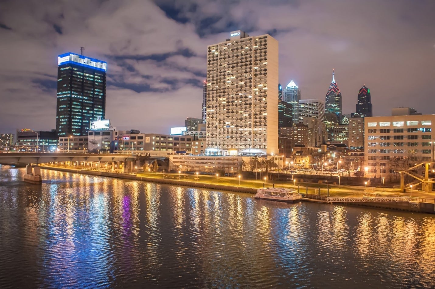 16 Fun Things to do in Philadelphia at Night (From a Local) - Rather Be ...